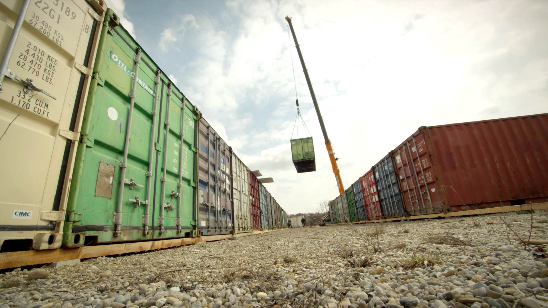 UMZUG CONTAINERDORF | Die Container GmbH | Treffler GmbH